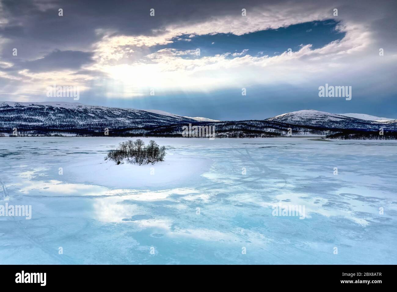Ice aerial hi-res stock photography and images - Alamy