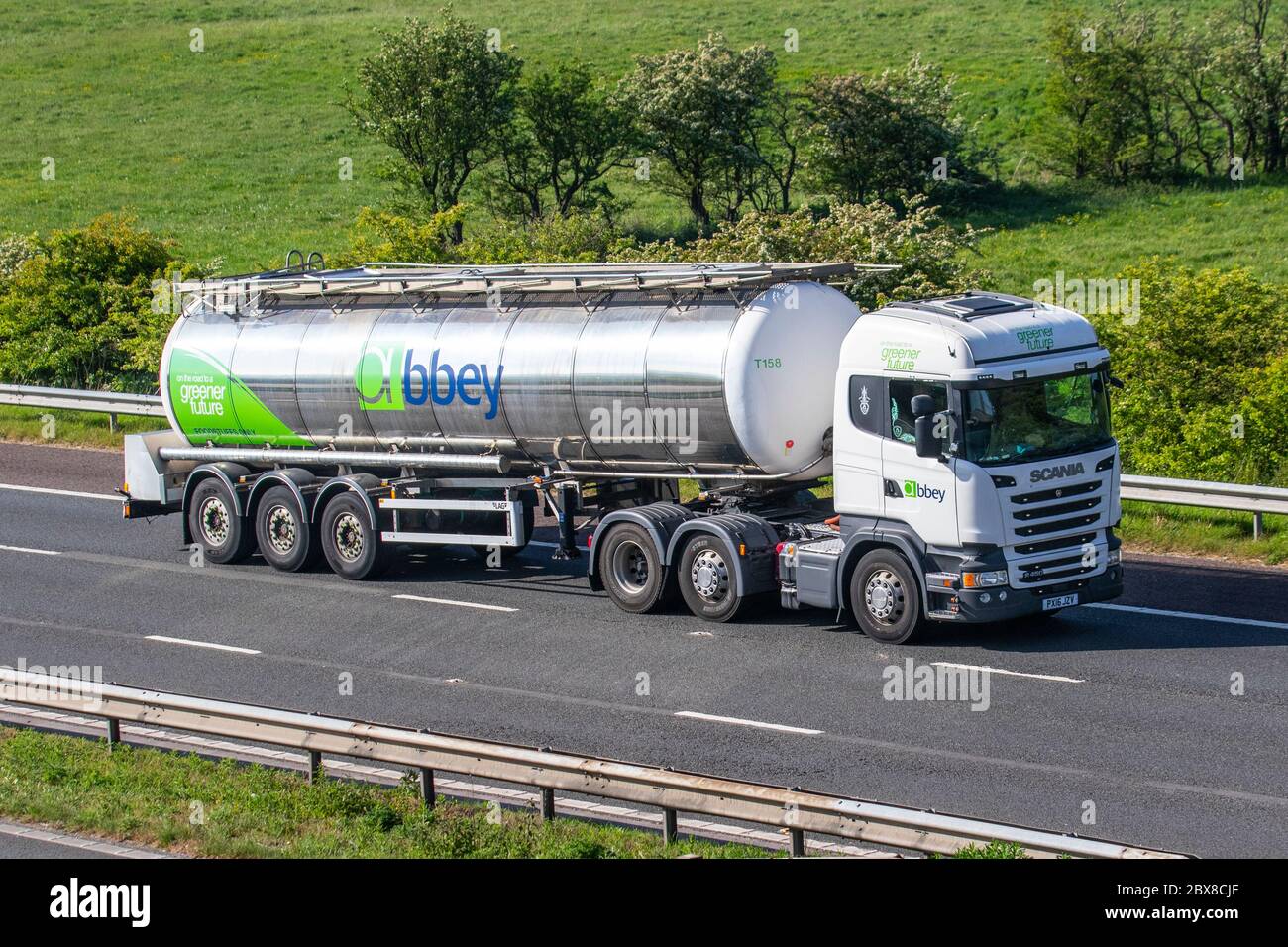 Abbey lorry hi-res stock photography and images - Alamy