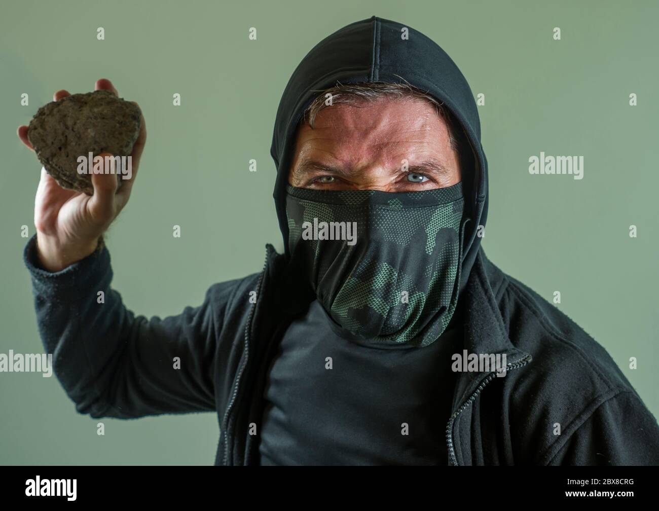 Antisystem hi-res stock photography and images - Alamy