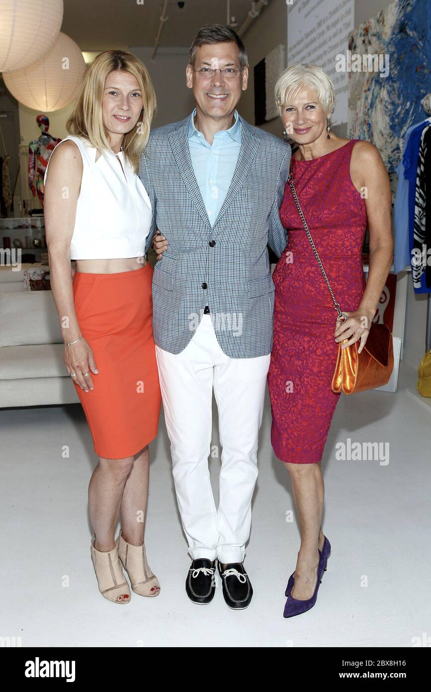 Southampton, NY, USA. 21 August, 2015. Space 16 Boutique owner, Daniela ...