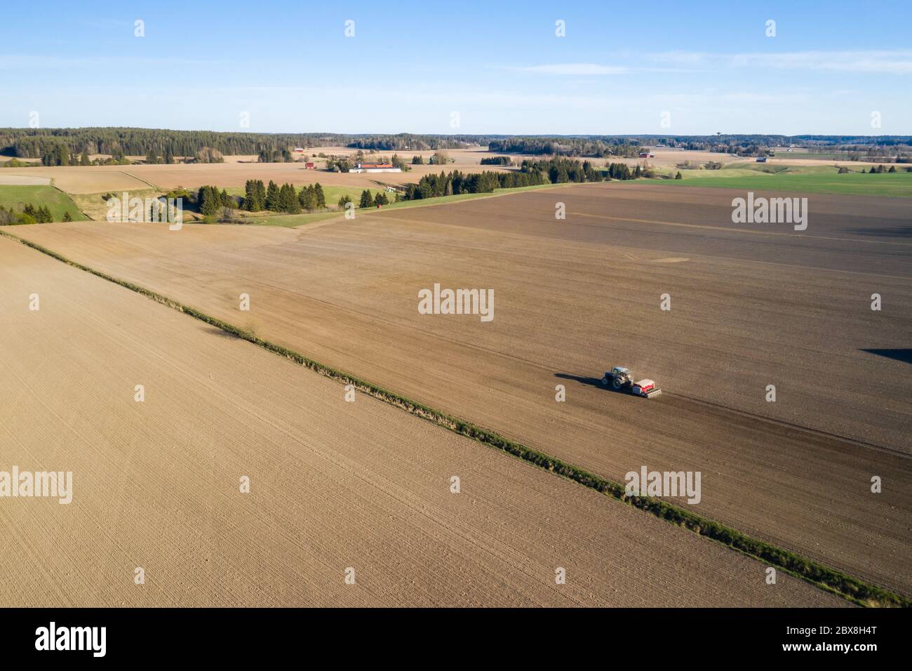 Aerial tractor hi-res stock photography and images - Alamy