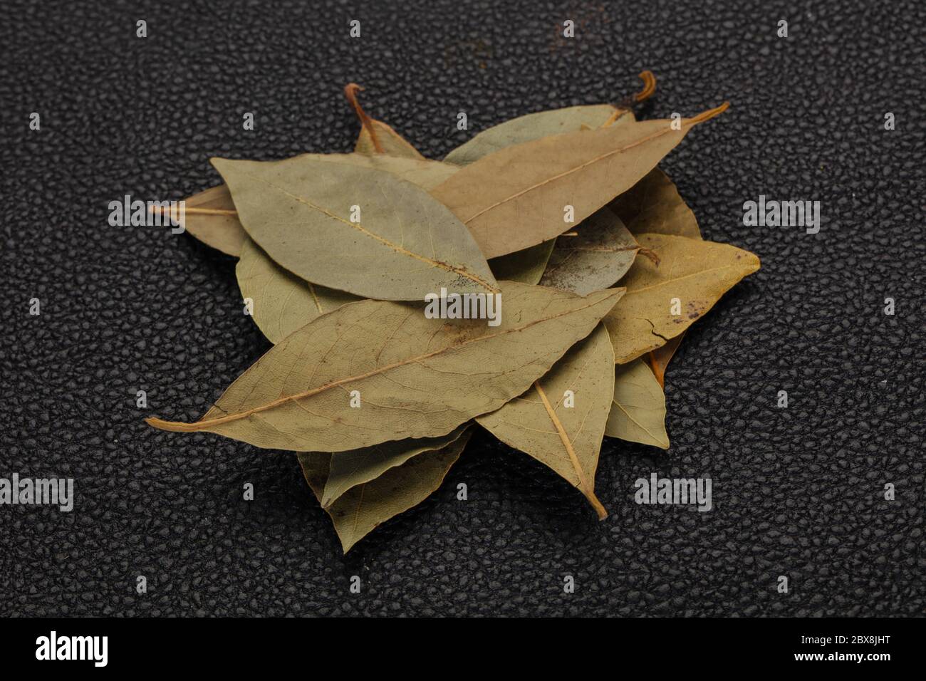Dry laurel leaves - ready for cooking Stock Photo - Alamy