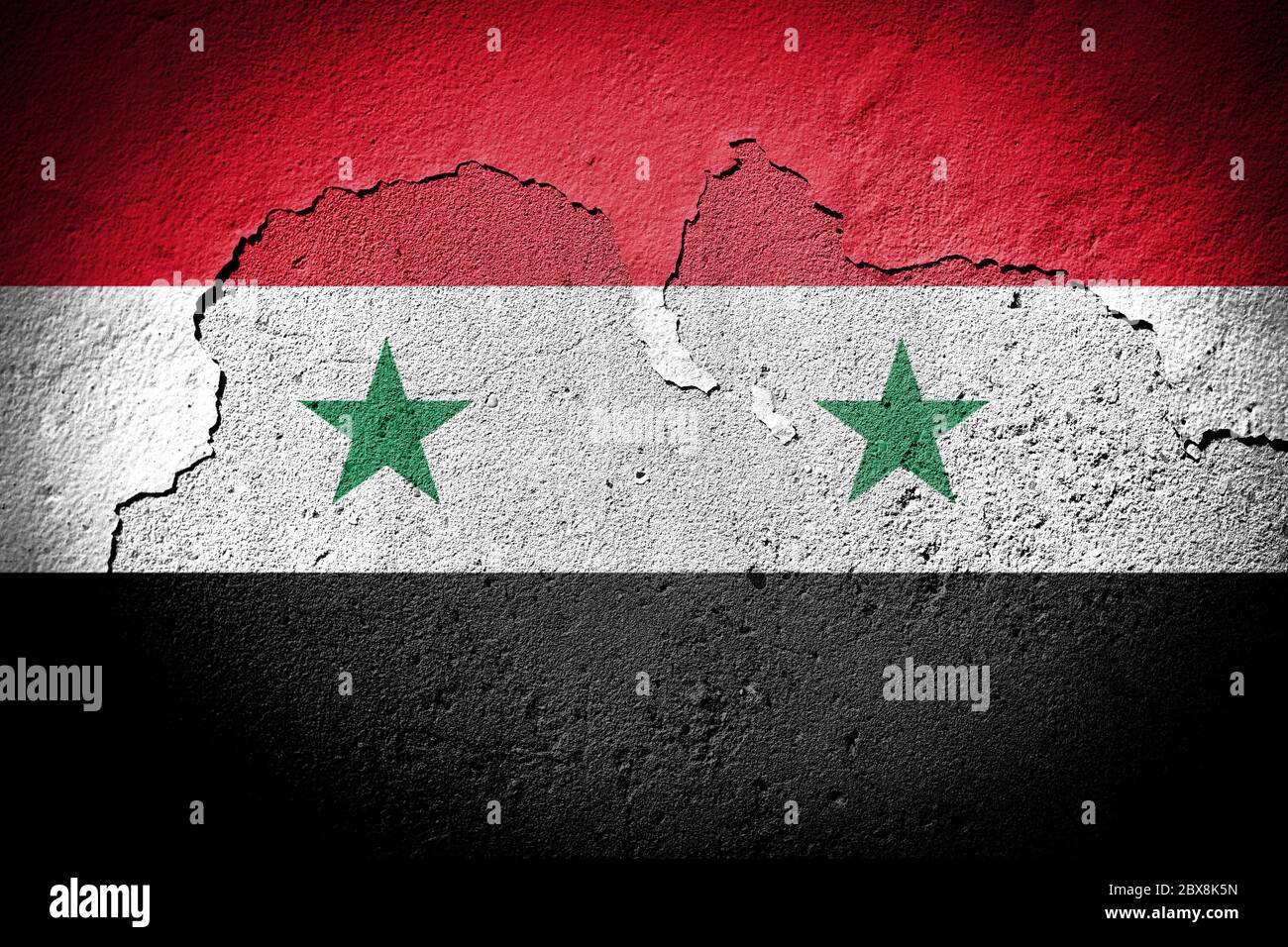 Syria flag painted on grungy cracked wall Stock Photo - Alamy
