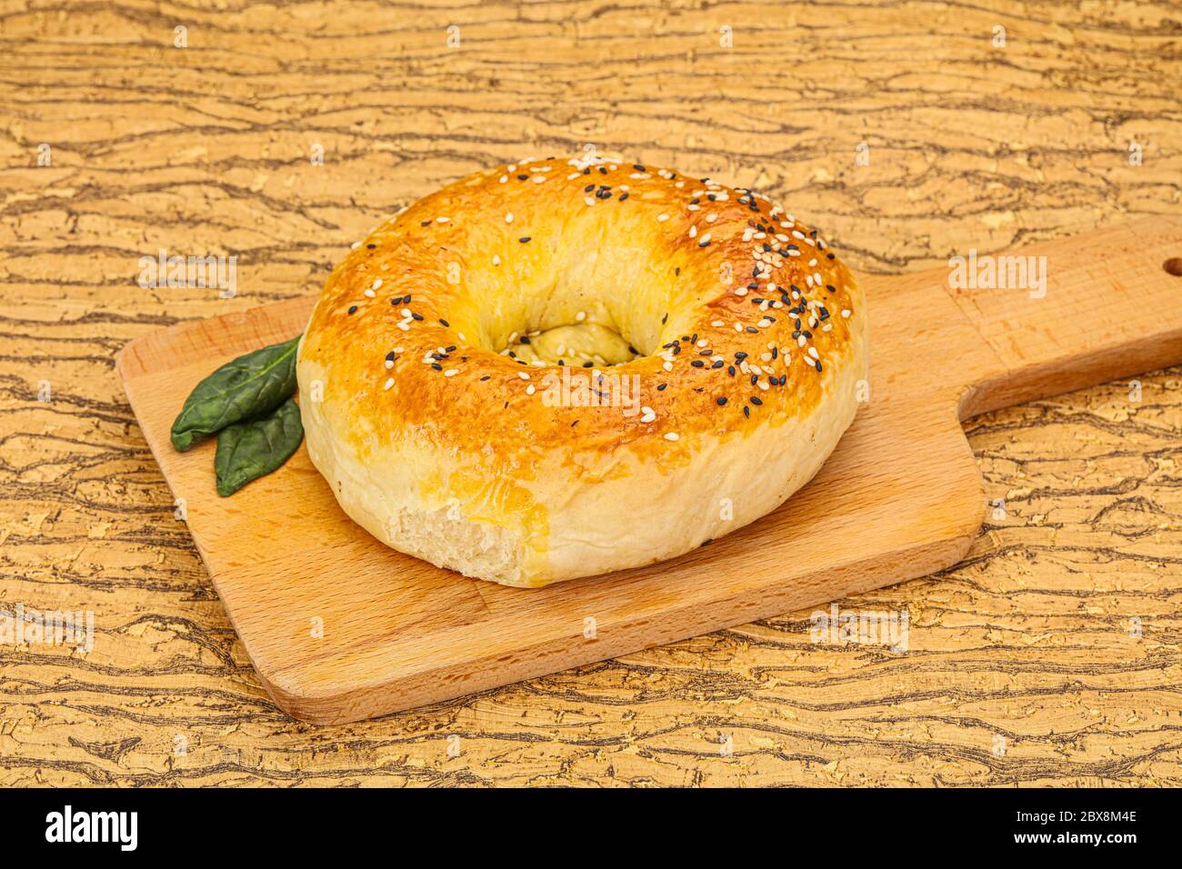 Hot tasty Uzbek flatbread ready for snack Stock Photo - Alamy