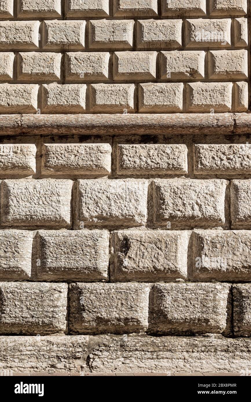 Rusticated sandstone construction hi-res stock photography and images ...