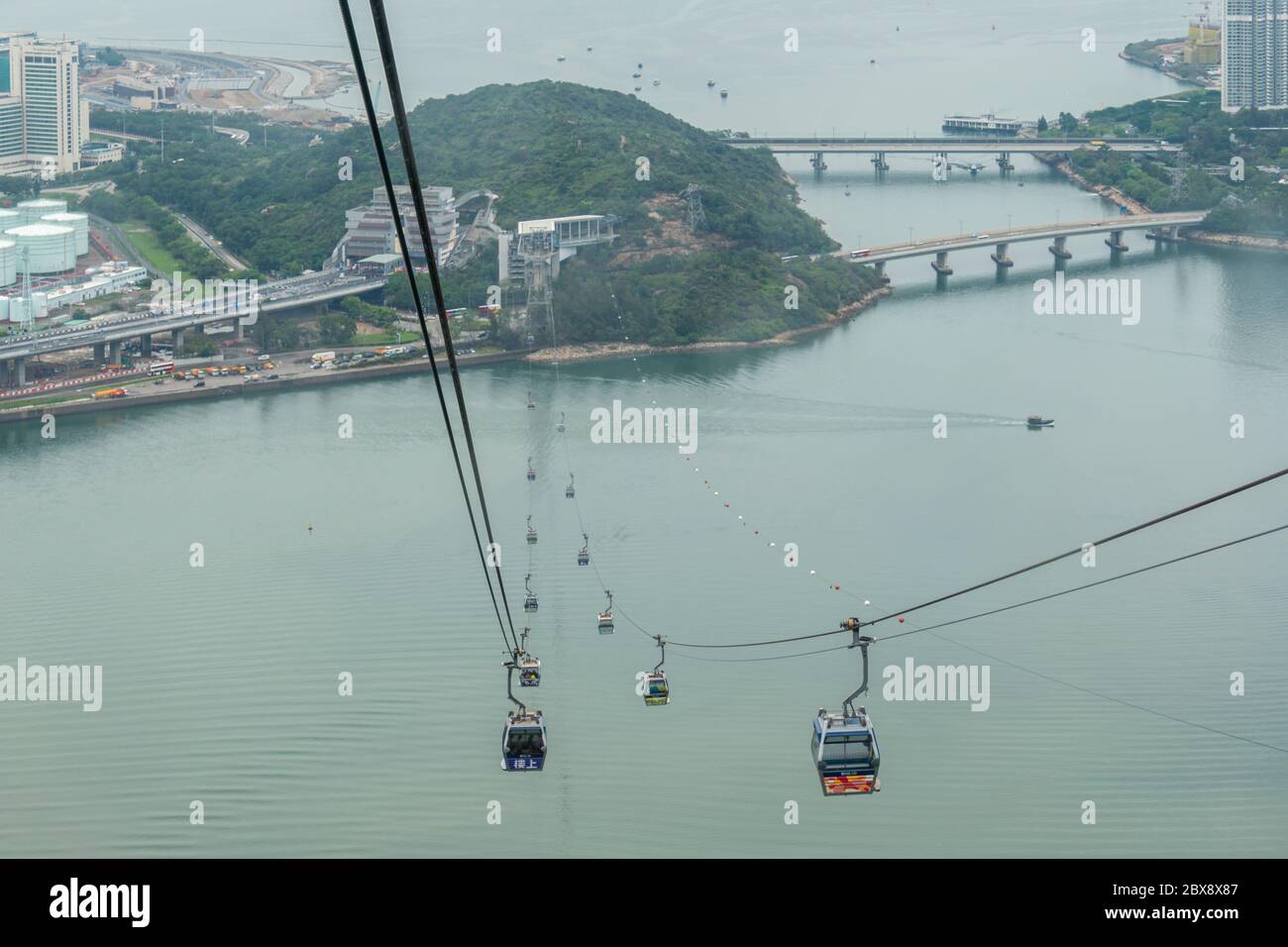 Cableway cable cars china hi-res stock photography and images - Alamy