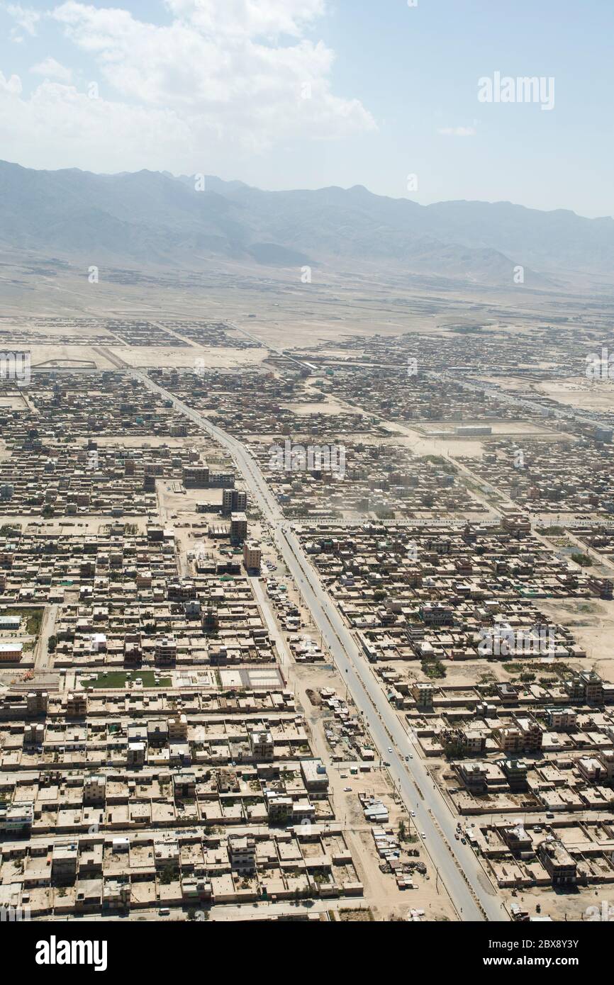 Afghan landscape road hi-res stock photography and images - Alamy