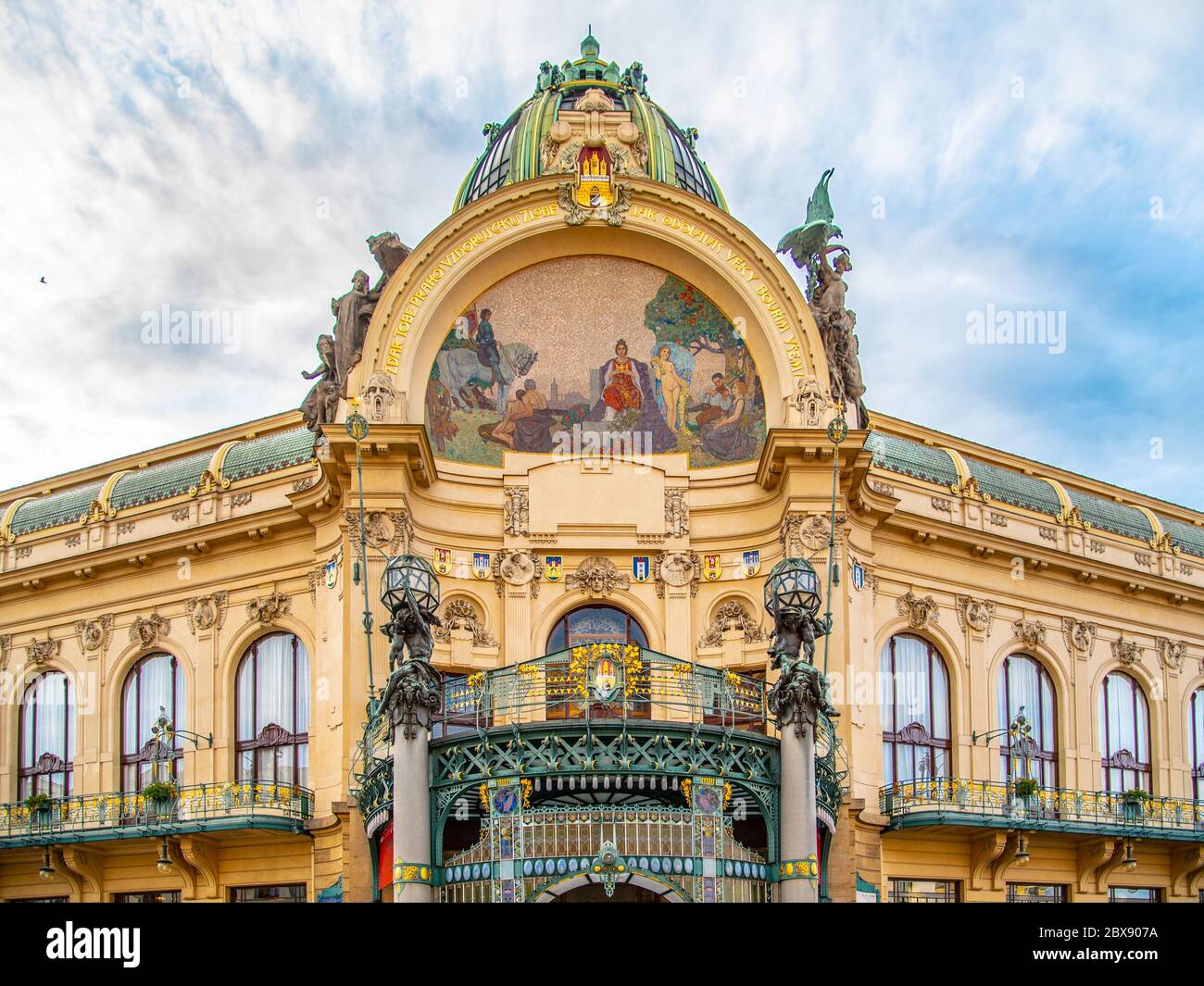 Prague opera house hi-res stock photography and images - Alamy