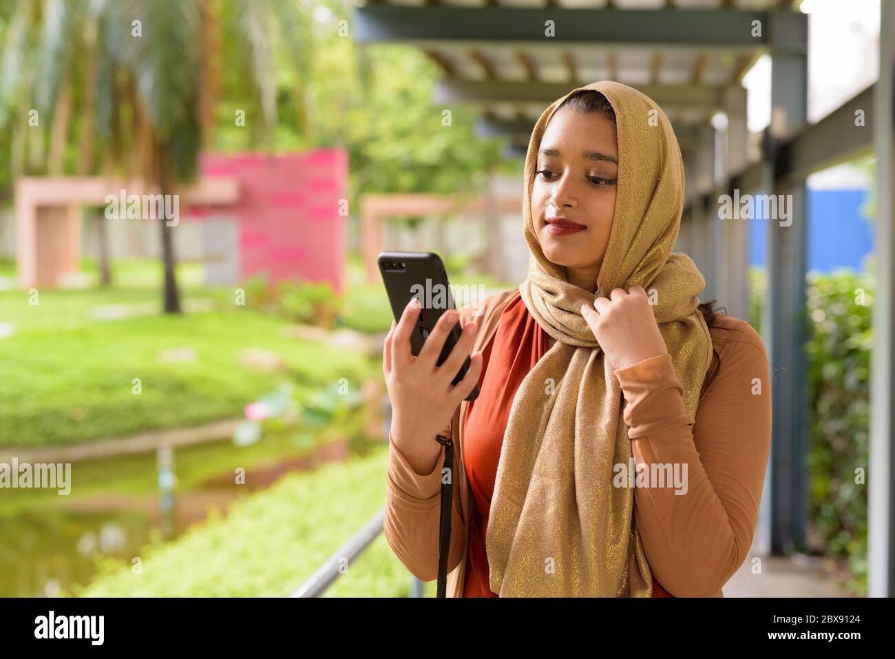 South asian indian muslim young hi-res stock photography and images - Alamy