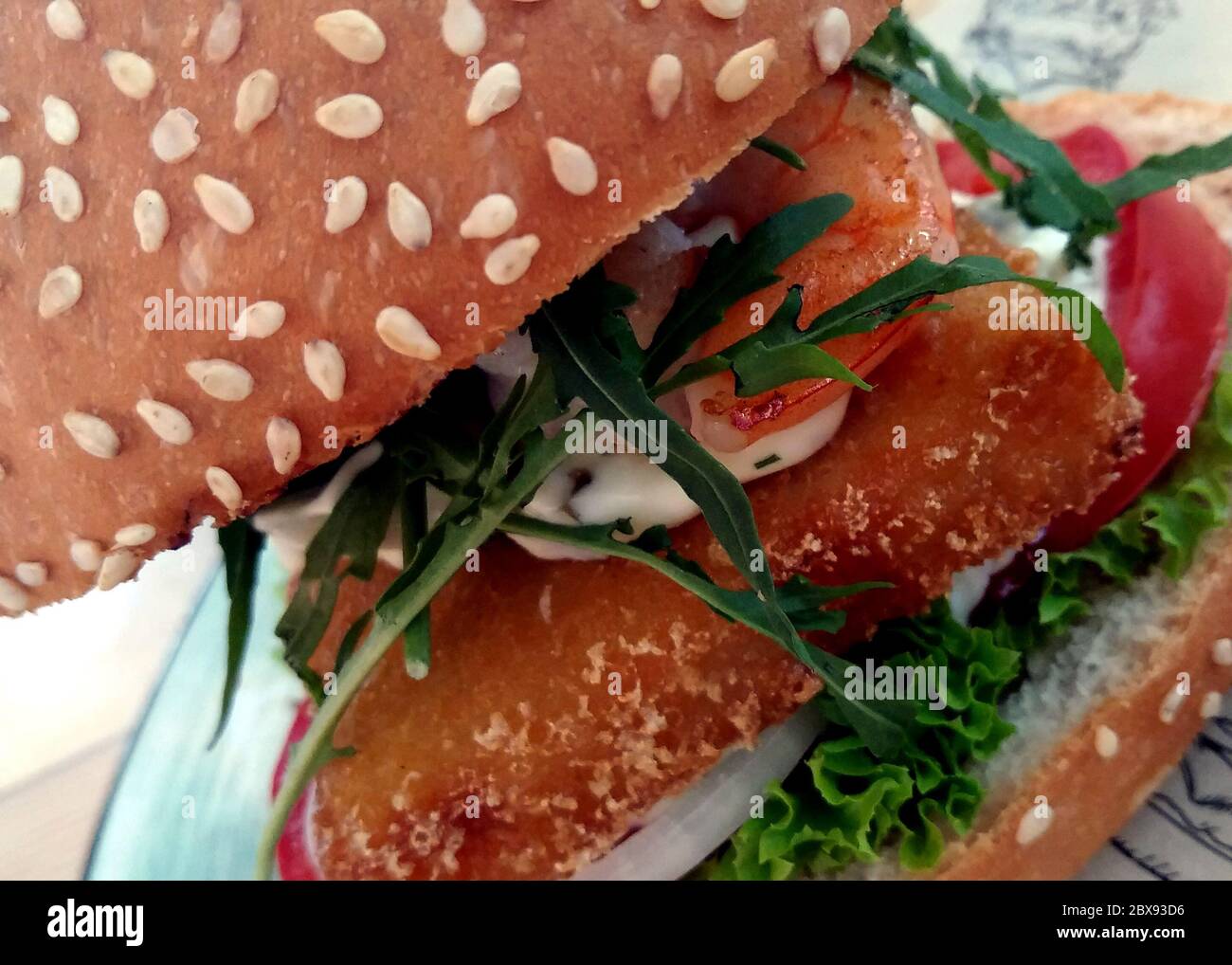Ready chicken burger hi-res stock photography and images - Alamy