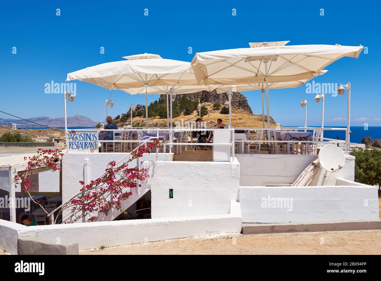 Lindos cafe hi-res stock photography and images - Alamy