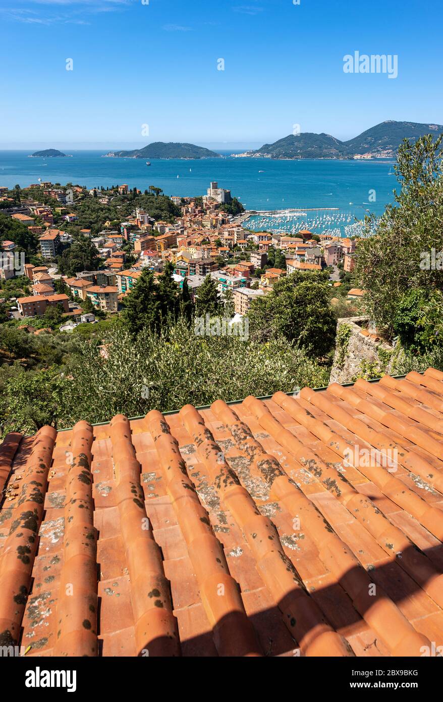 Island of palmaria hi-res stock photography and images - Alamy