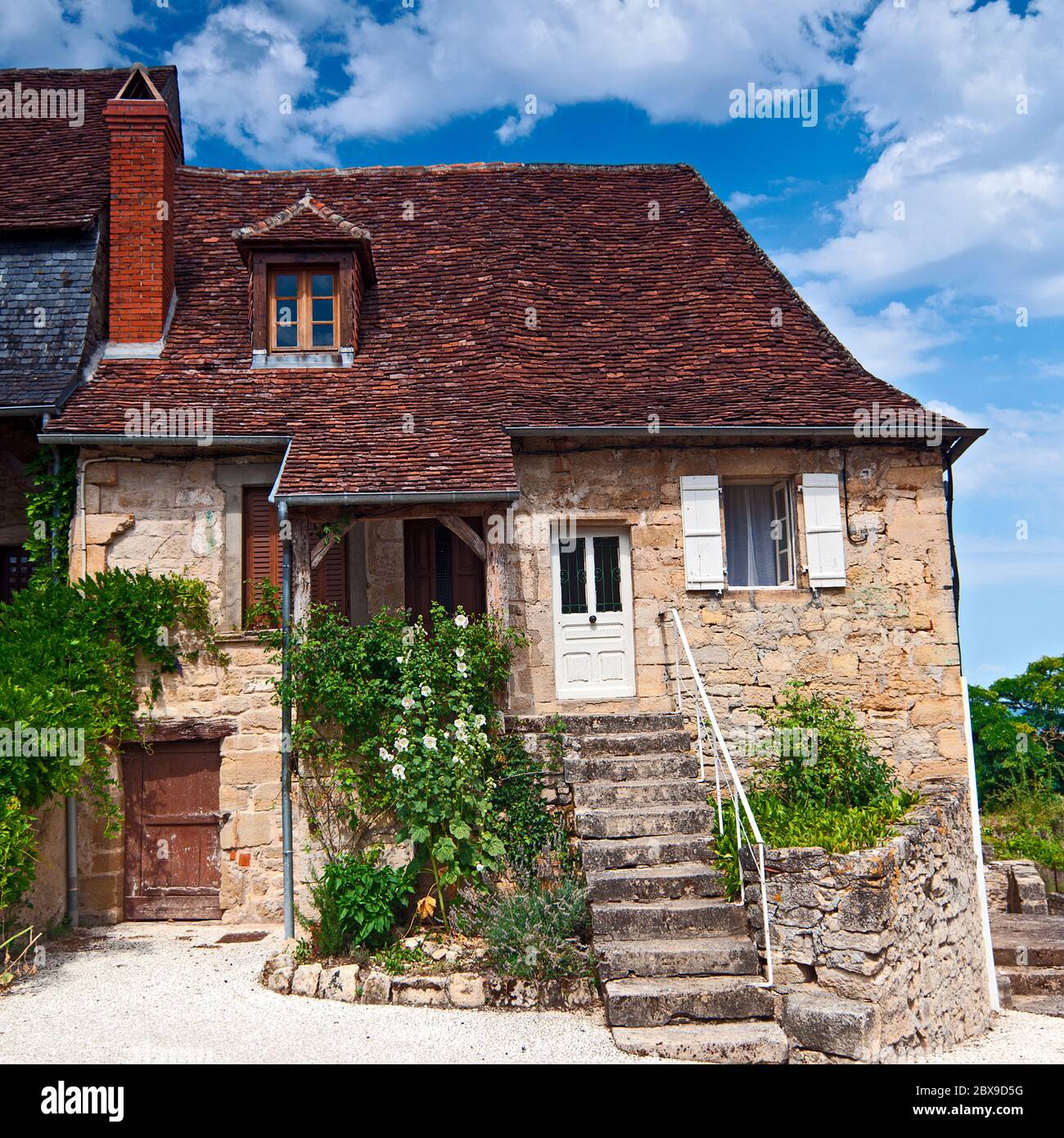 Medieval freestone house in Saint-Robert in the Correze, France Stock Photo - Alamy