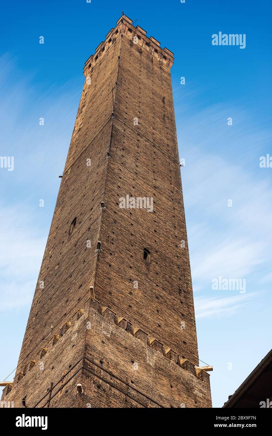 Torre degli Asinelli. One of the two towers (Due Torri 1109-1119, 97.20 ...