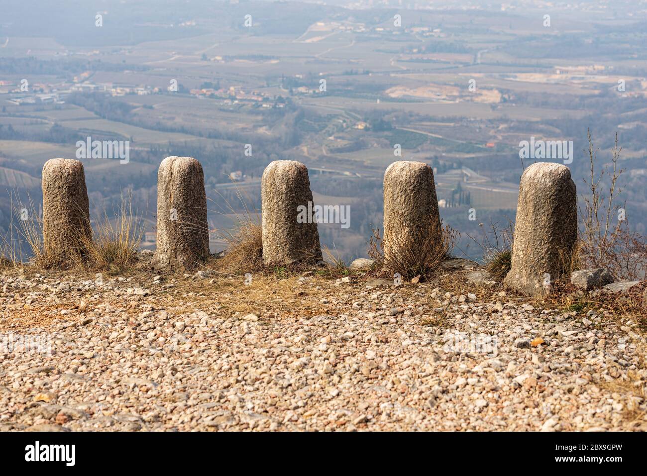 Stone bollards hi-res stock photography and images - Alamy
