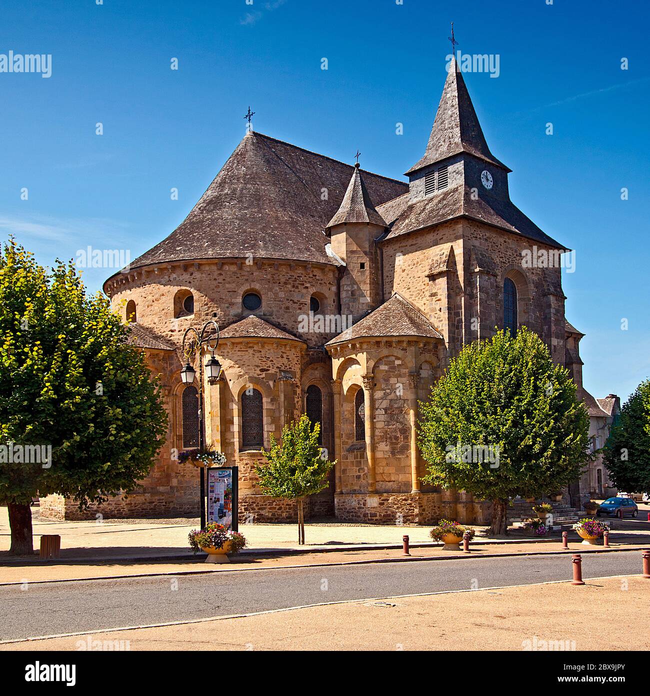 Romanesque monastic church hi-res stock photography and images - Alamy