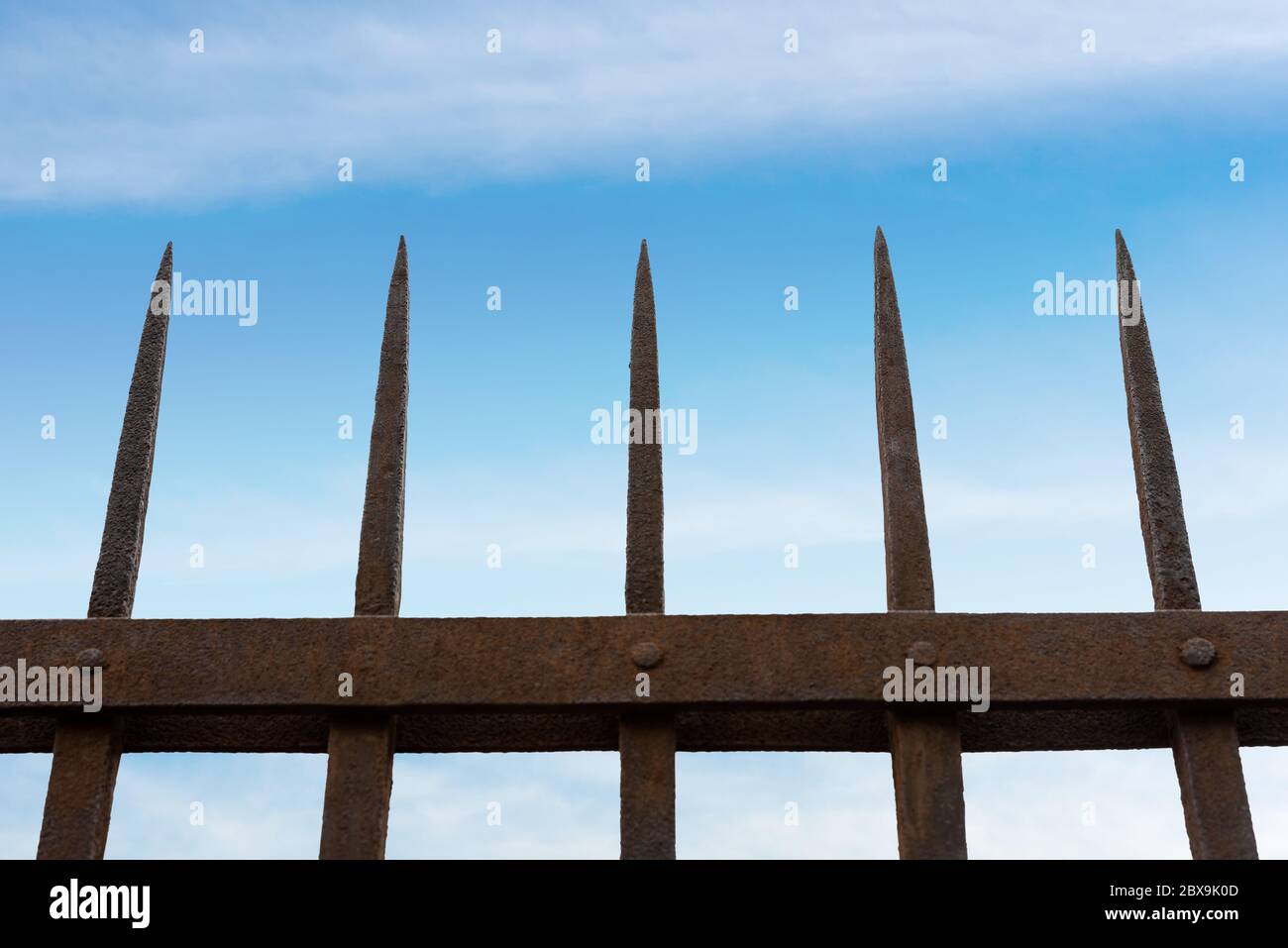 Sharp points hi-res stock photography and images - Alamy