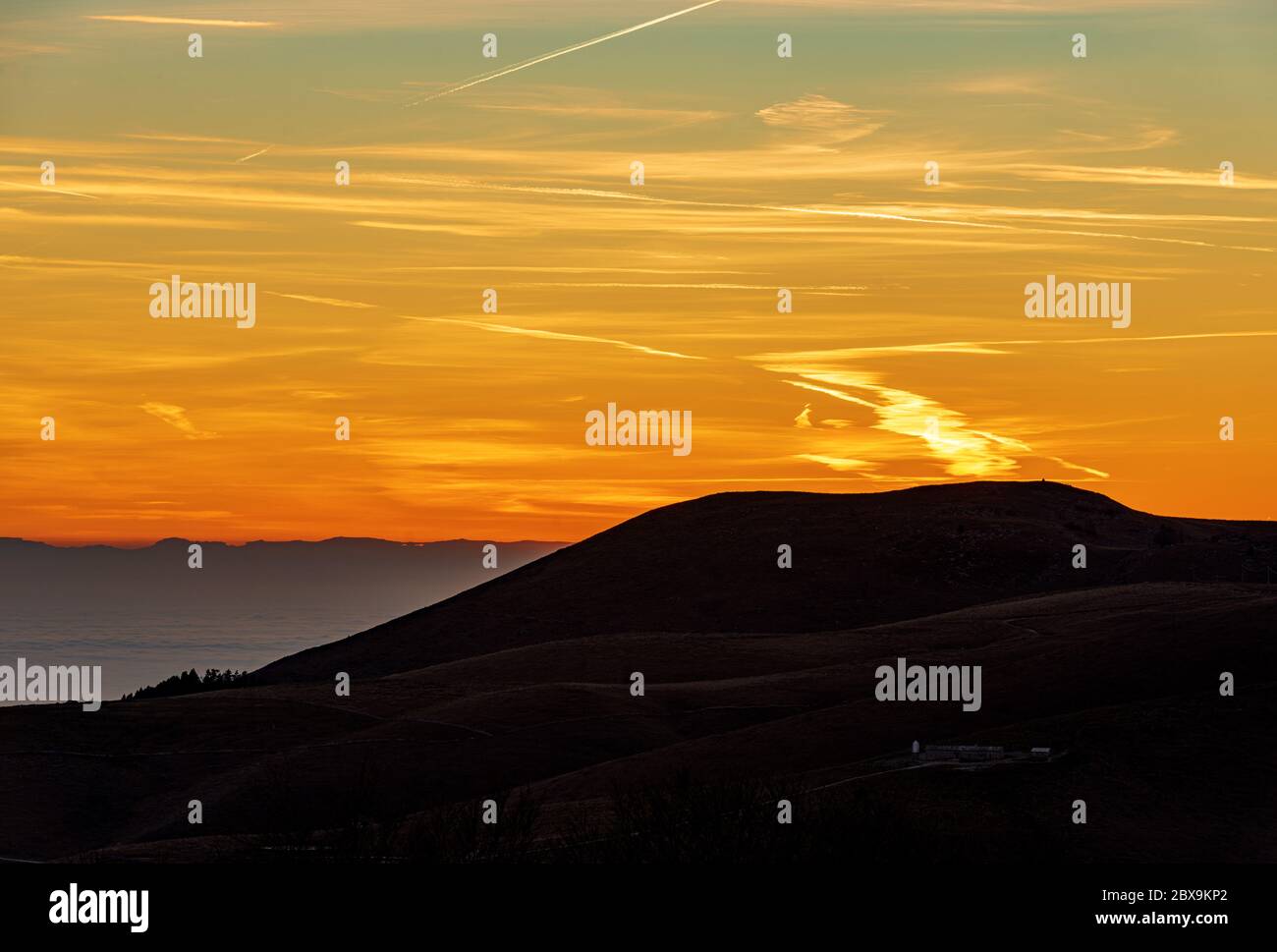 Lessinia plateau (Altopiano della Lessinia) and Padan plain (Pianura ...