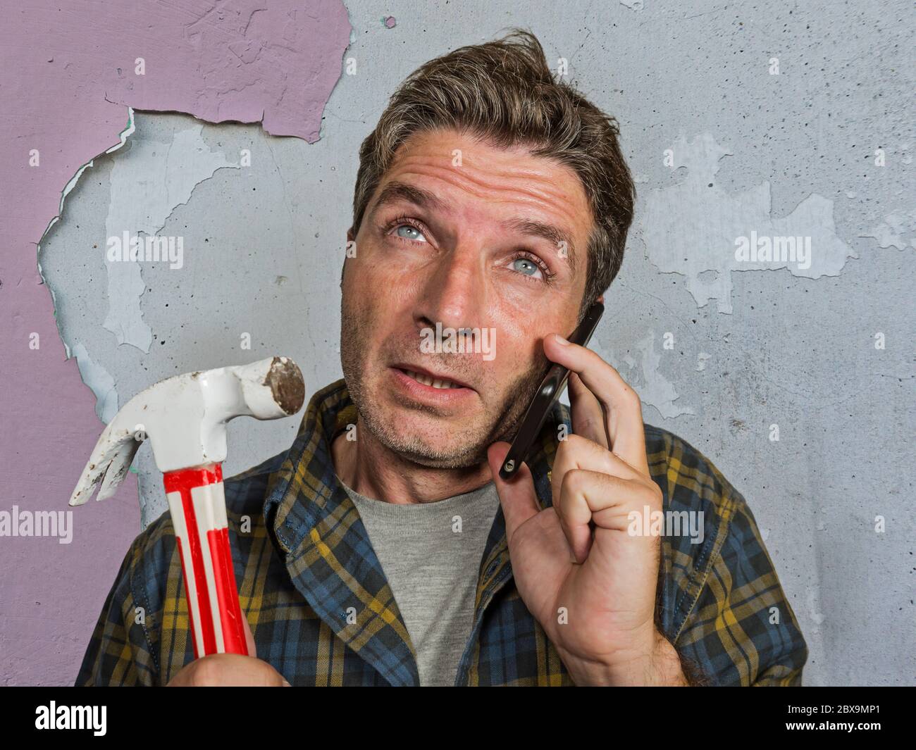 Diy disaster phone home hi-res stock photography and images - Alamy