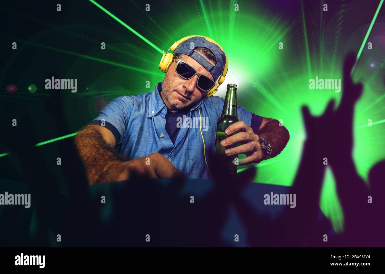 Dj playing in bar hi-res stock photography and images - Alamy