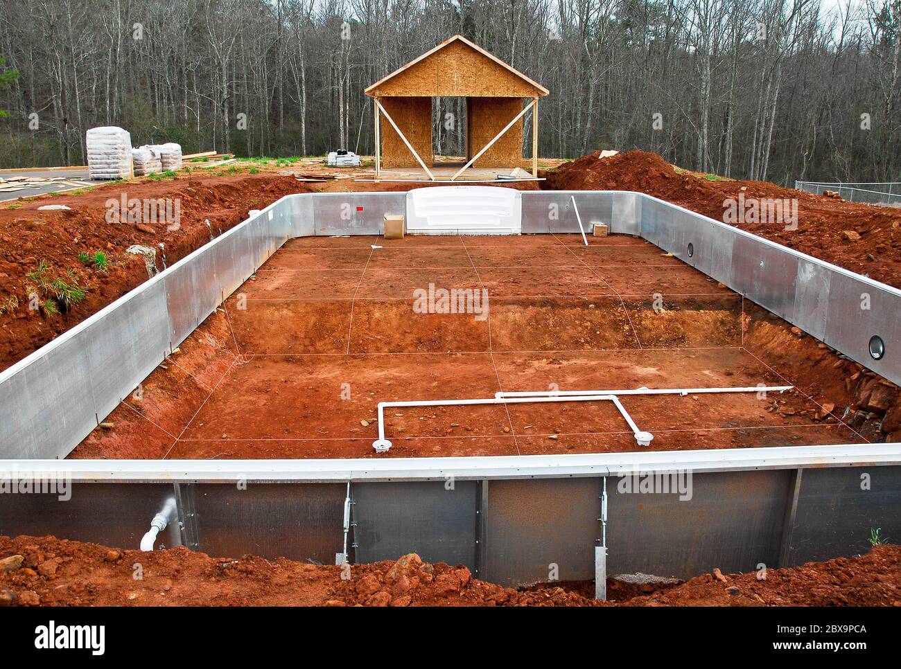 Fibreglass swimming pool hi-res stock photography and images - Alamy