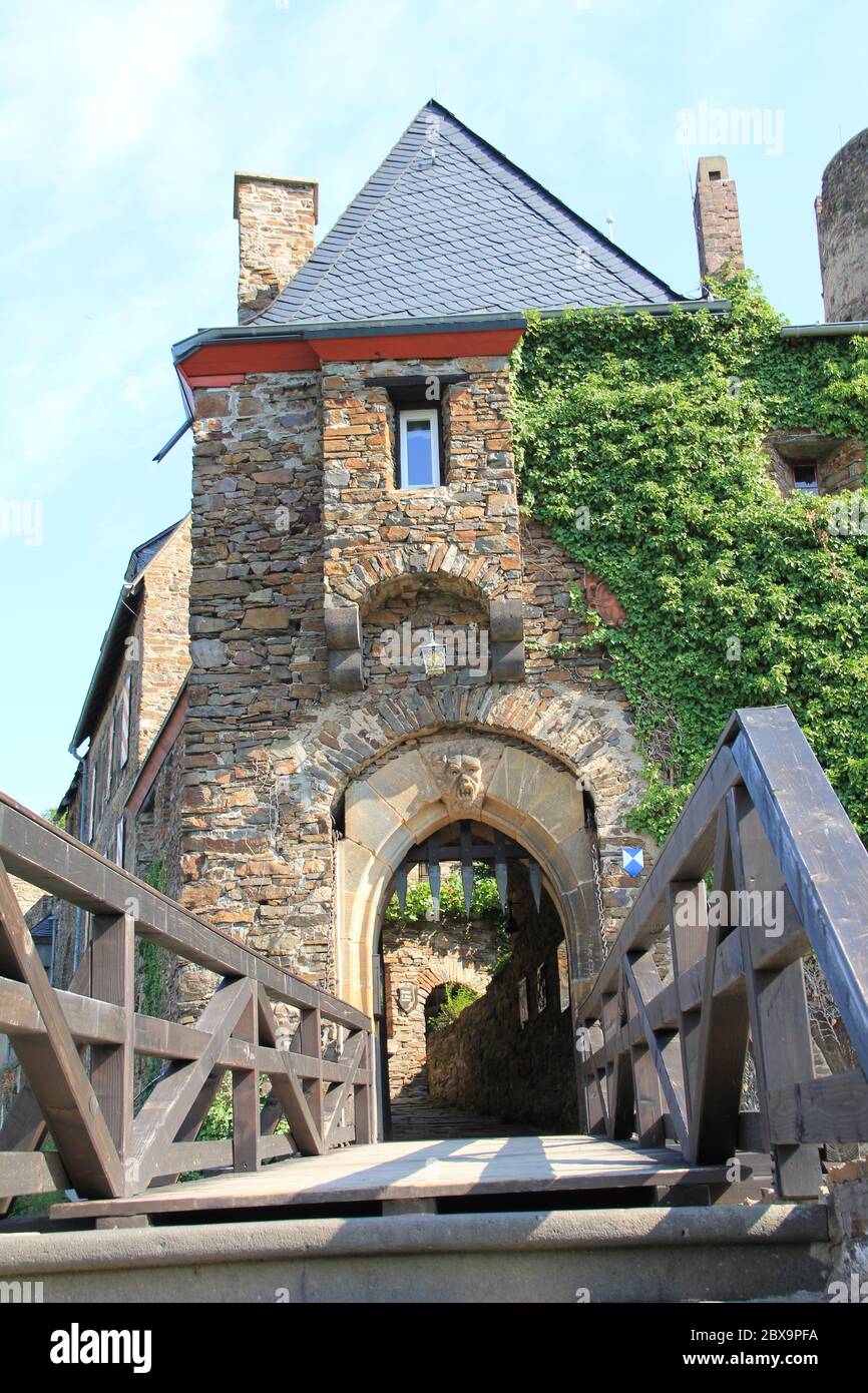 The ruins of Thurant Castle in Germany Stock Photo - Alamy