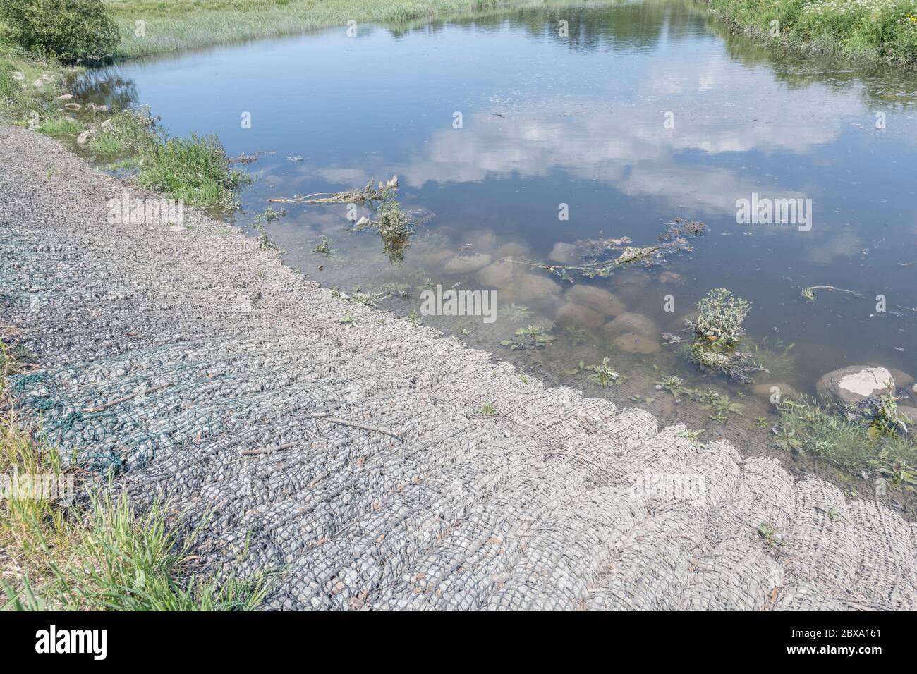River erosion control hi-res stock photography and images - Alamy