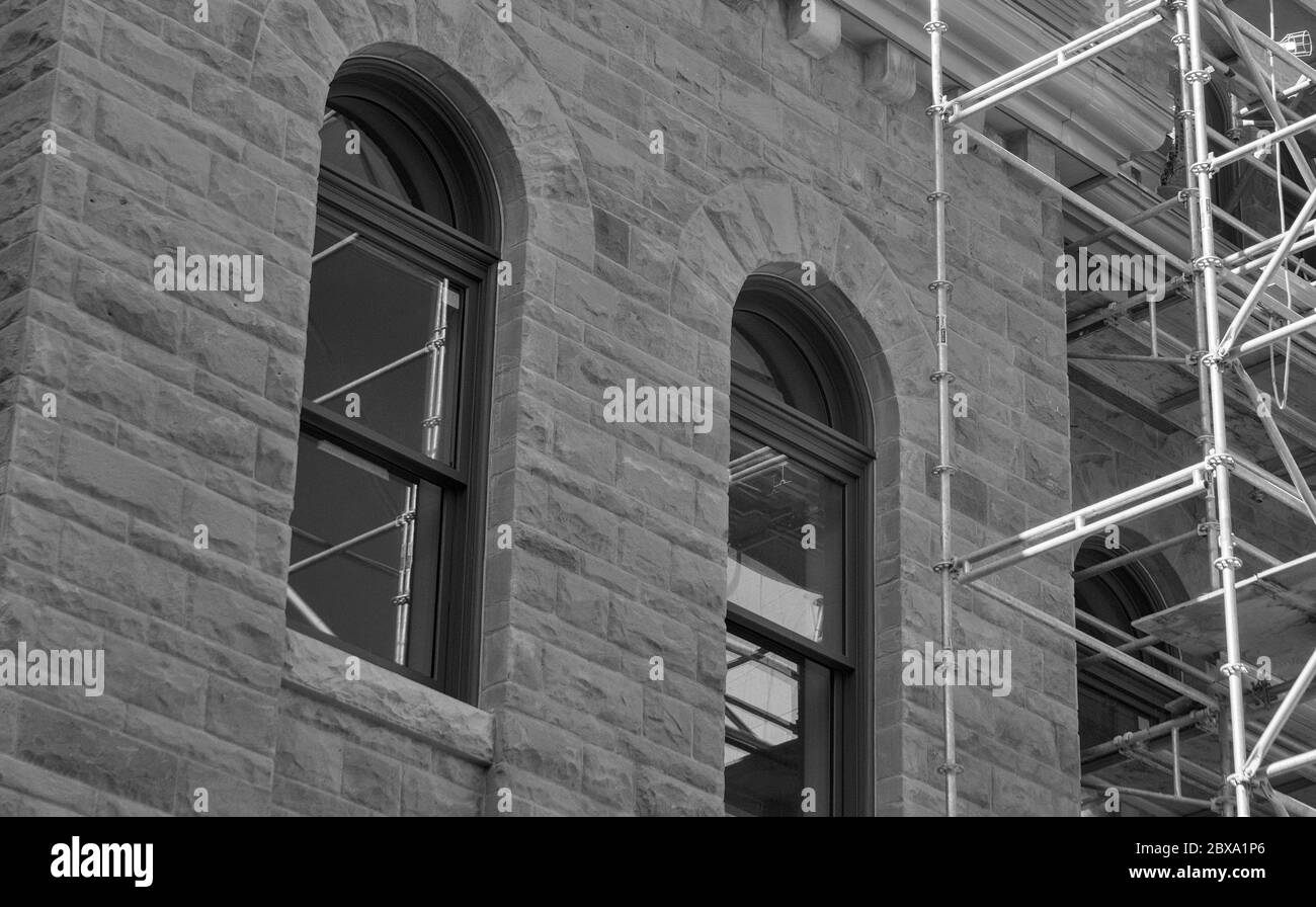 Old windows building historic Black and White Stock Photos & Images - Alamy
