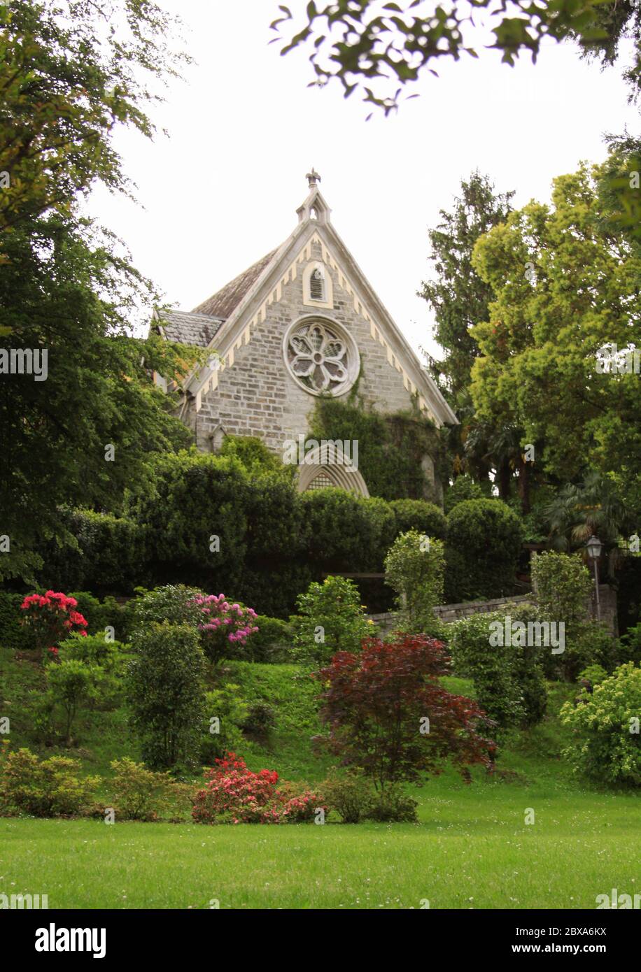 Bellagio Catholic stone church, Lake Como, Italy Stock Photo - Alamy