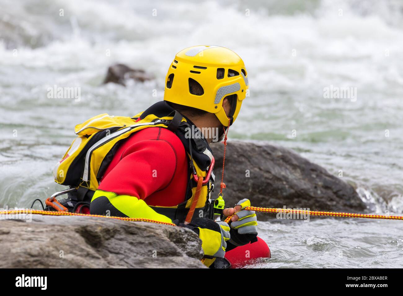 Rafting rescue rope hi-res stock photography and images - Alamy