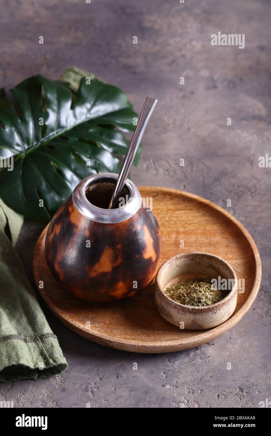 tea bombas and calabas and tea mate Stock Photo - Alamy