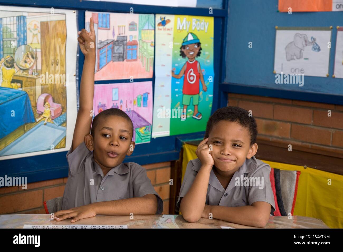 Kids in classroom Stock Photo - Alamy