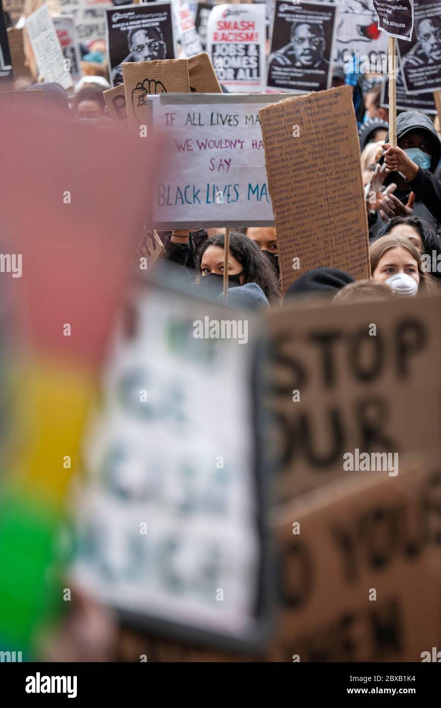 Protesters Holding Protest Signs High Resolution Stock Photography and ...