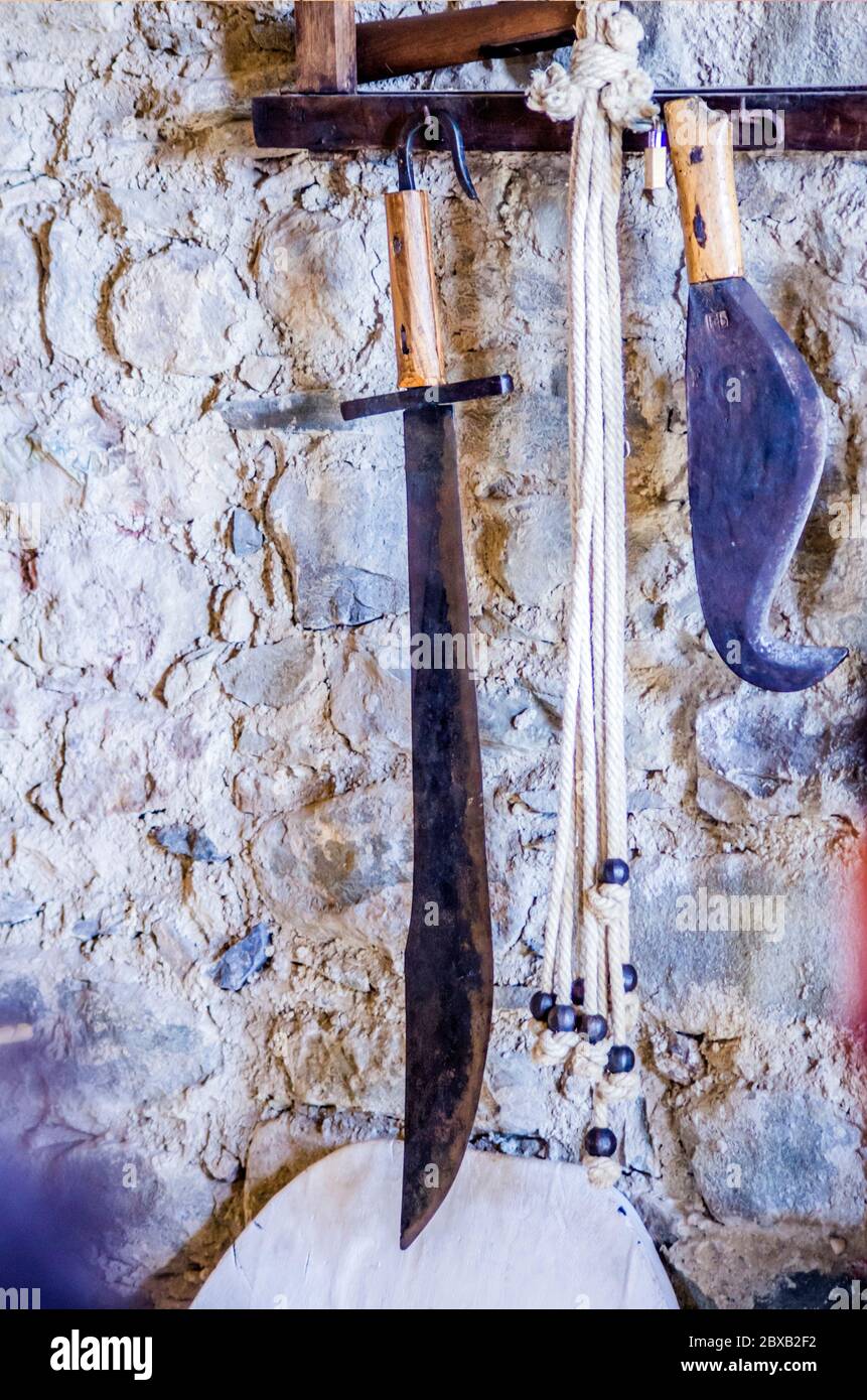 ancient cuisine, cooking tools and medieval medicine traditional tools ...