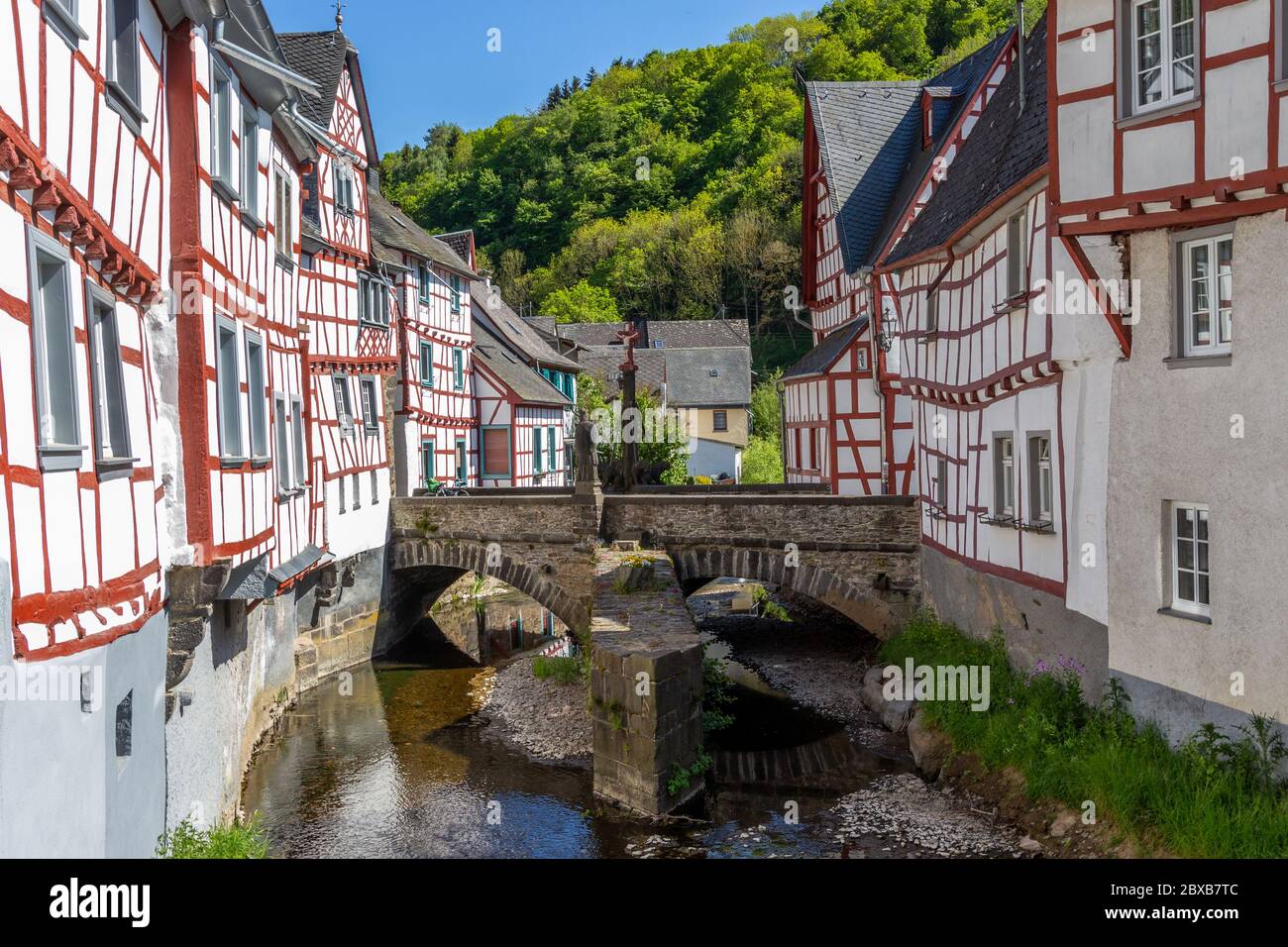 River elz with old bridge and half-timbered houses in Monreal, Germany ...