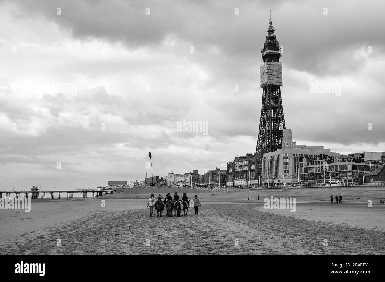 Discover blackpool Black and White Stock Photos & Images - Alamy