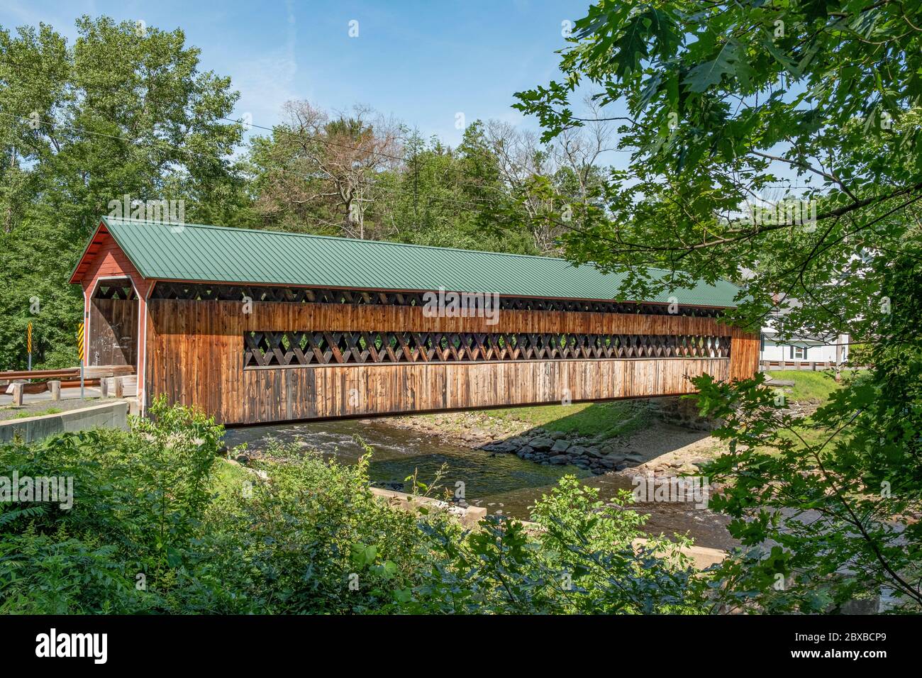 Old river street hi-res stock photography and images - Alamy