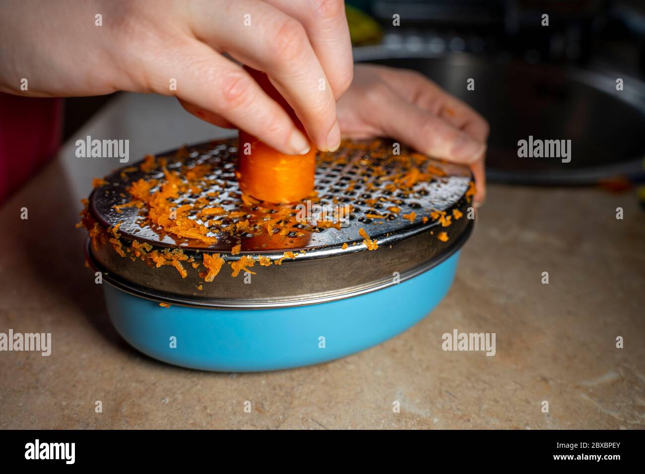 Grating container hi-res stock photography and images - Alamy