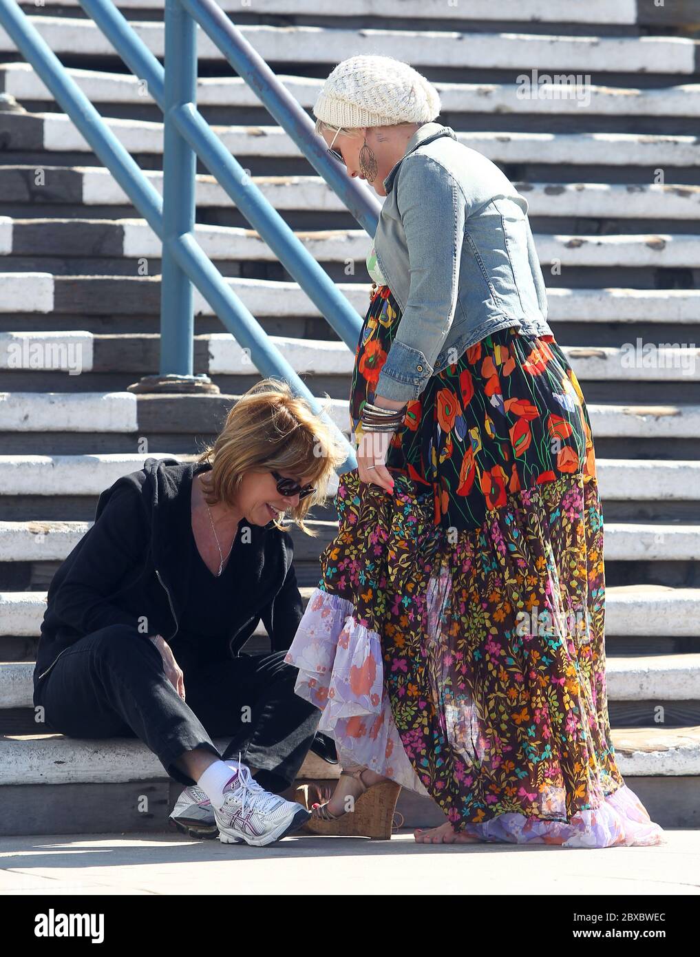 Pink who is heavily pregnant and her mother Judy Moore spent the ...