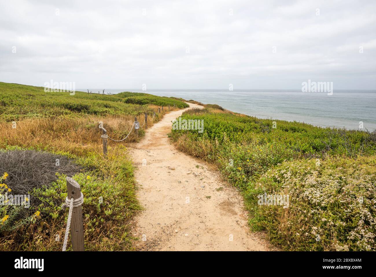 Coastal scene from the Coastal Trail at the Cabrillo National Monument ...