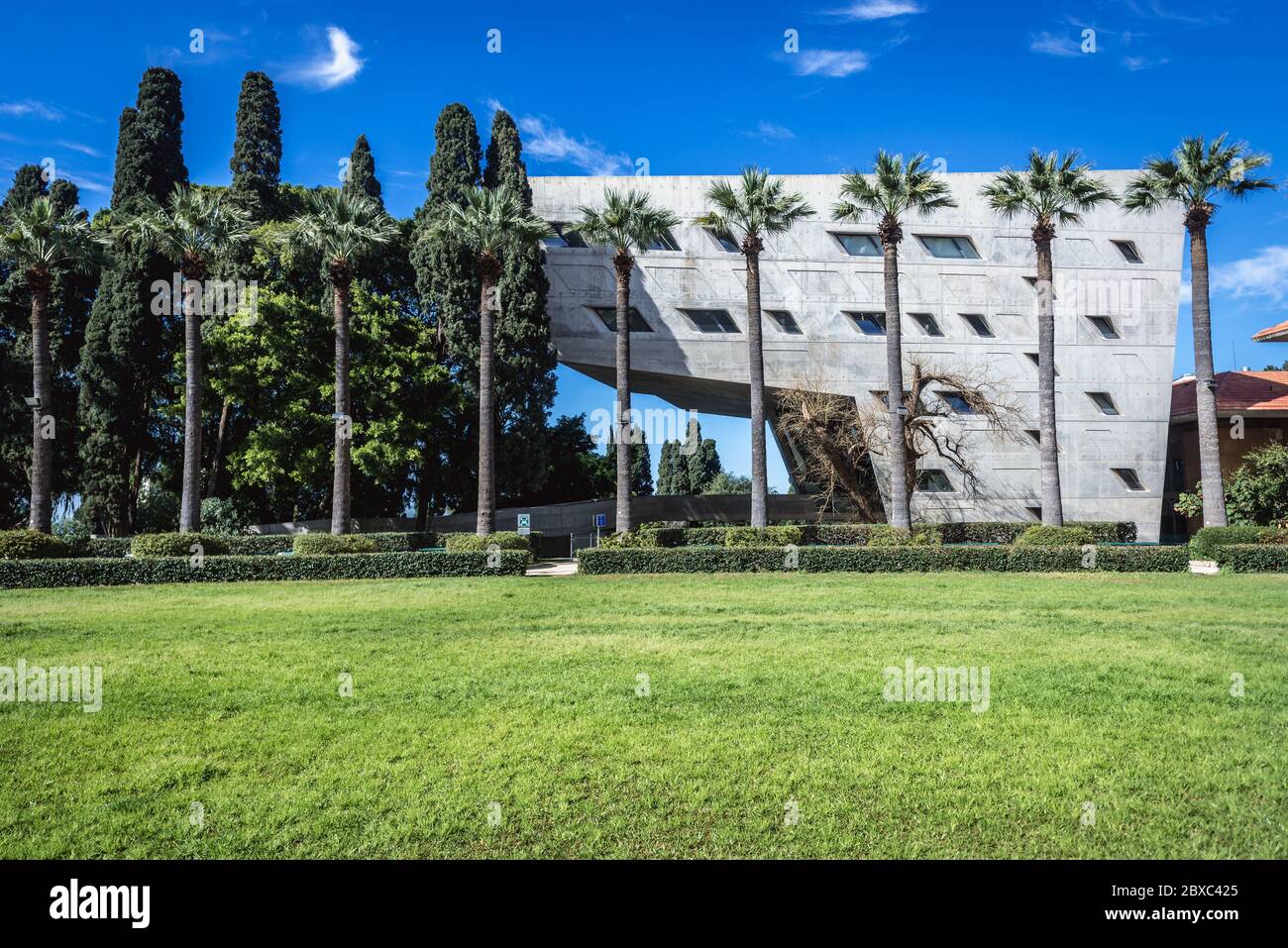 Issam fares institute in beirut hi-res stock photography and images - Alamy