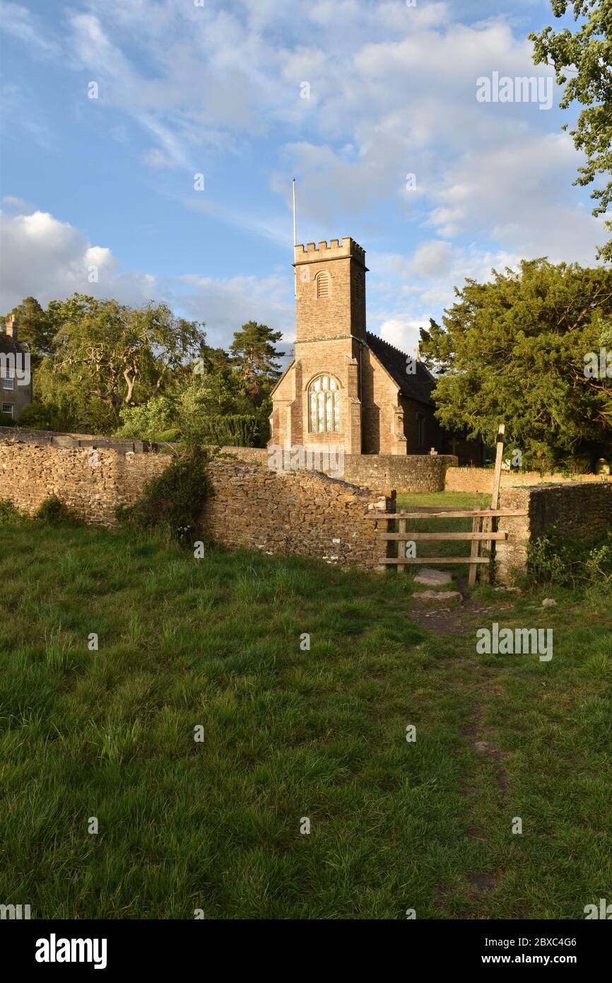 English parish church hi-res stock photography and images - Alamy