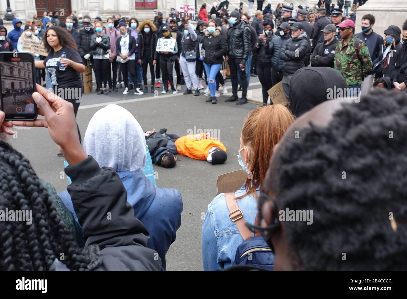 London blm downing street hi-res stock photography and images - Alamy