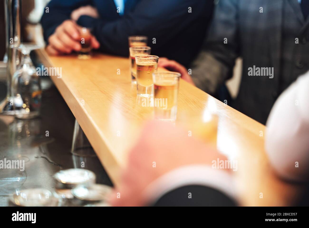 Glass shots hi-res stock photography and images - Alamy