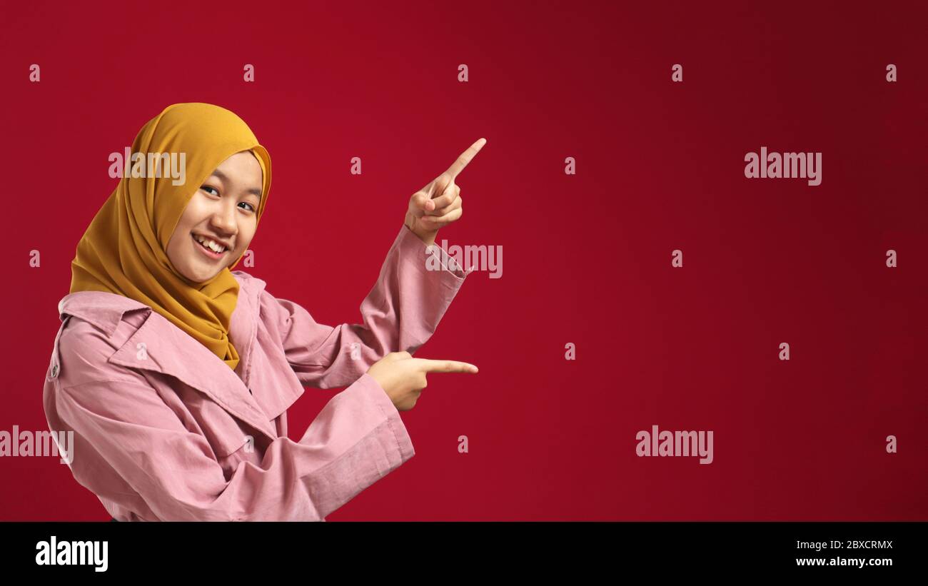 Portrait of attractive beautiful muslim teenage girl wearing hijab ...