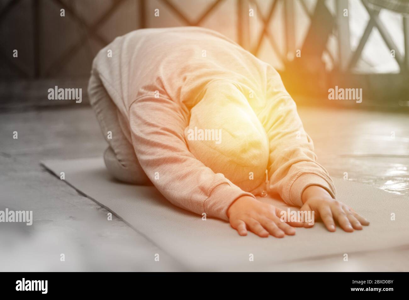 Back muscle hi-res stock photography and images - Alamy