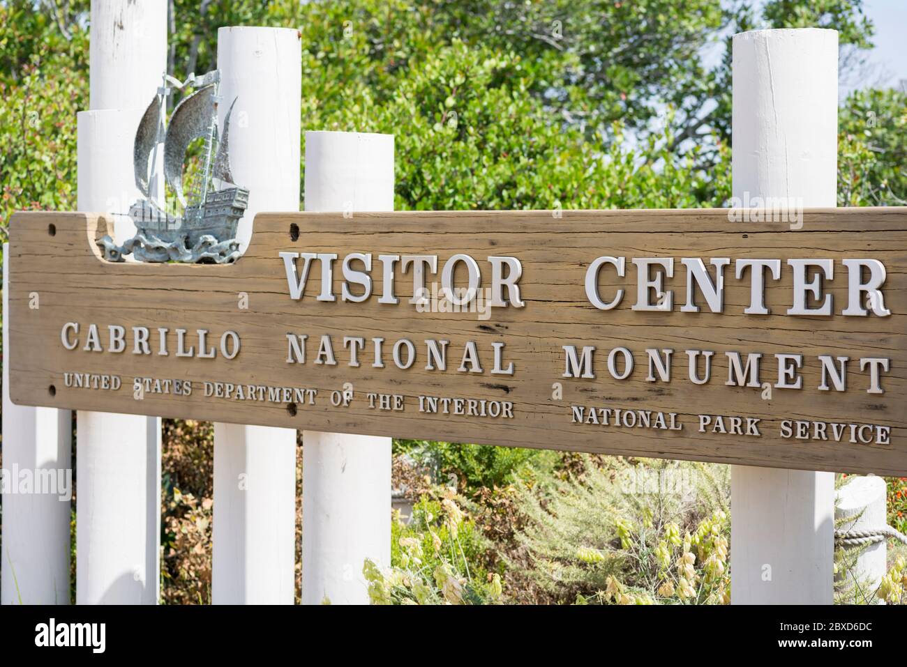 Visitor center sign hi-res stock photography and images - Alamy