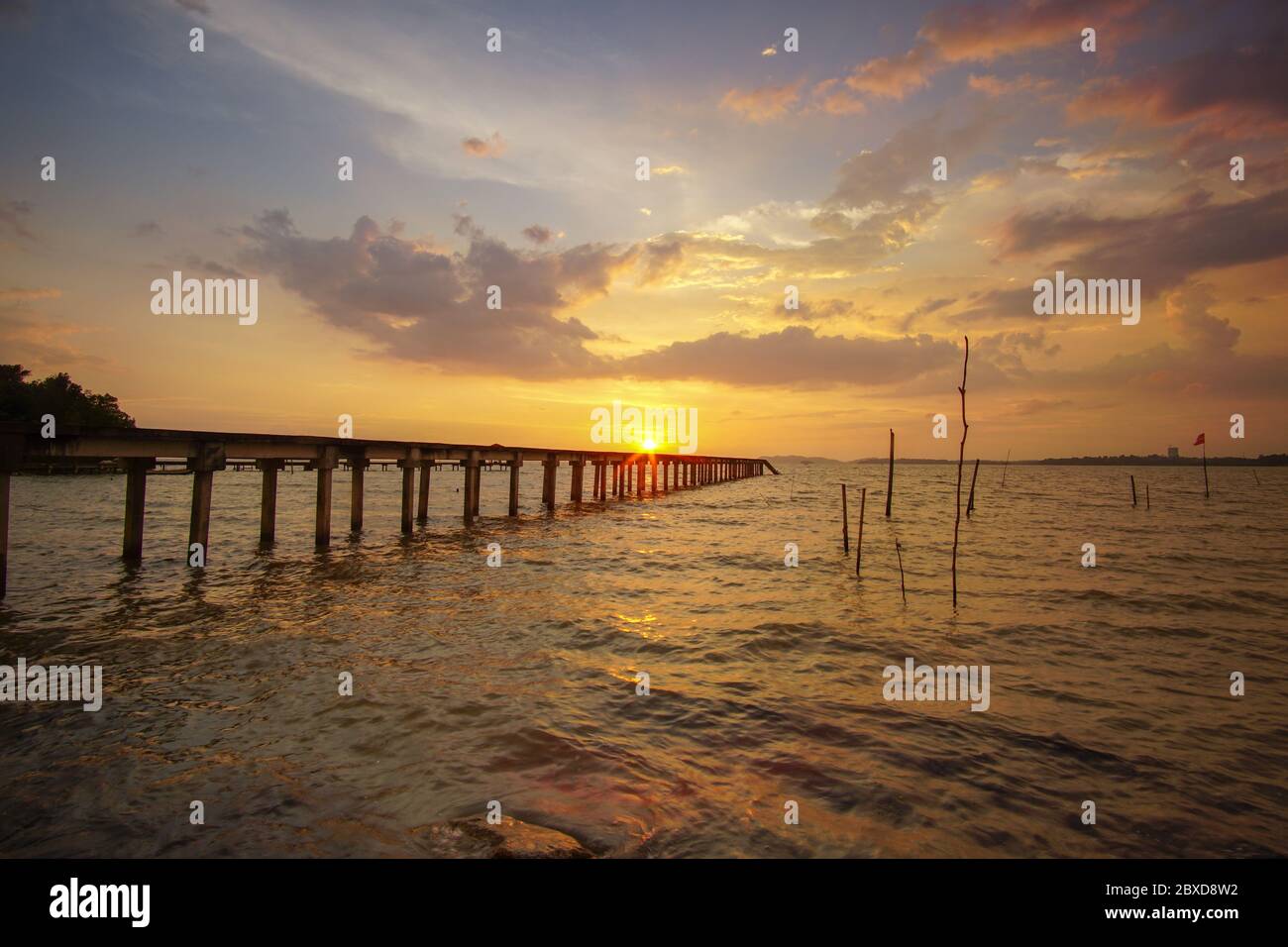 Beautiful sunset over long jetty hi-res stock photography and images ...
