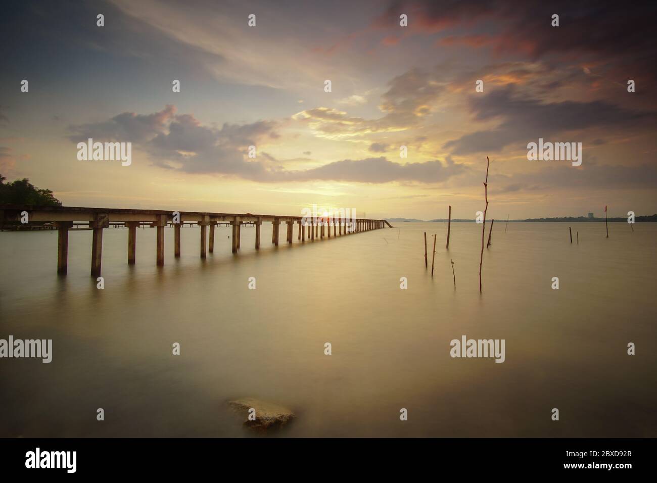 Beautiful sunset scenery hi-res stock photography and images - Alamy