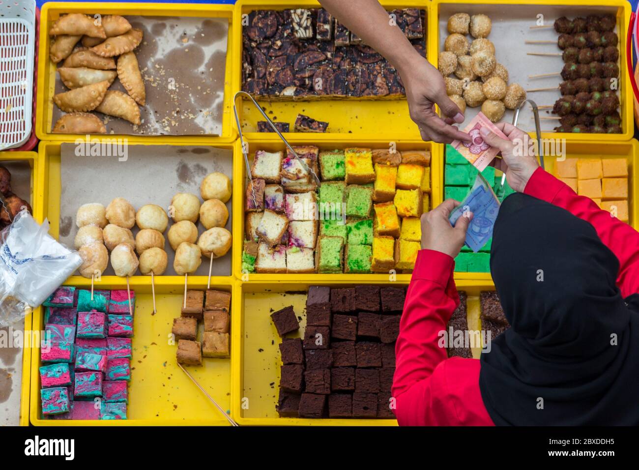 Kota Kinabalu. Sabah, Malaysia - CIRCA JULY, 2017 : Food vendor is ...